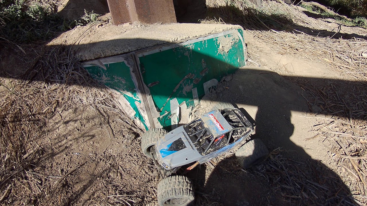 #PoorMansCapra Danchee Ridgerock: Hill Climbing Under The Bridge! Pt.1 ...