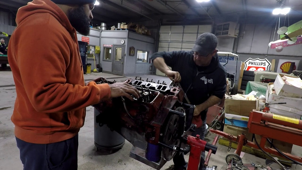 406 Small Block Chevy tear down and rebuild. - YouTube