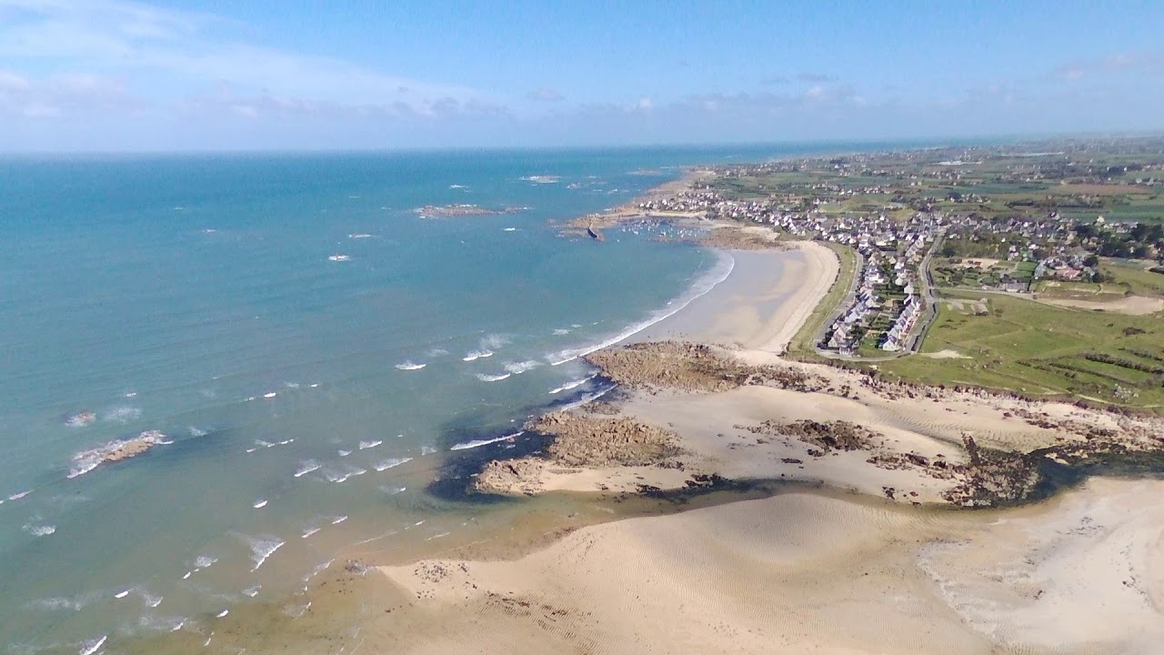 Baie du Kernic - Plouescat - France - YouTube