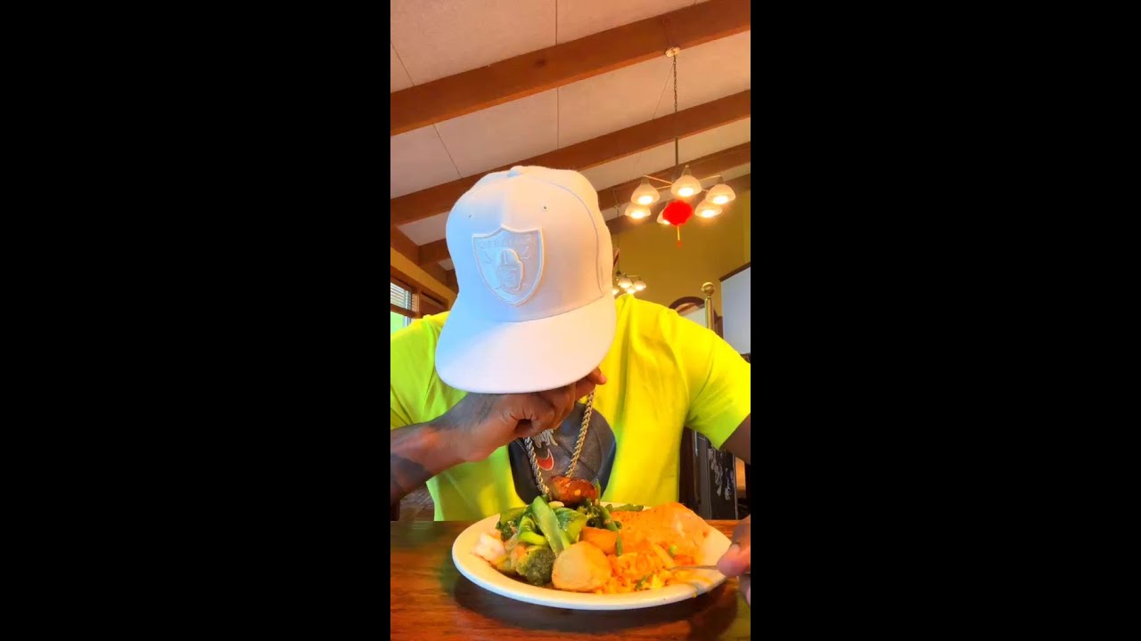 Y’all got me all the way f’d up !! | Robert Hampton | 2023 - YouTube