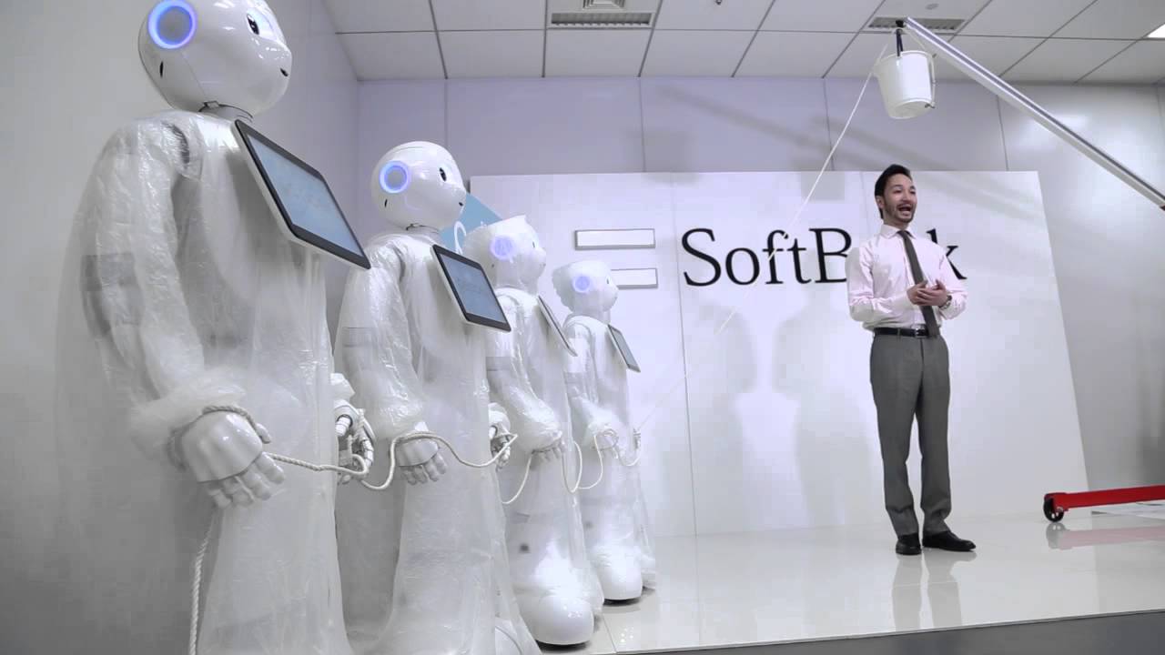 ALS Ice Bucket Challenge with Pepper - YouTube