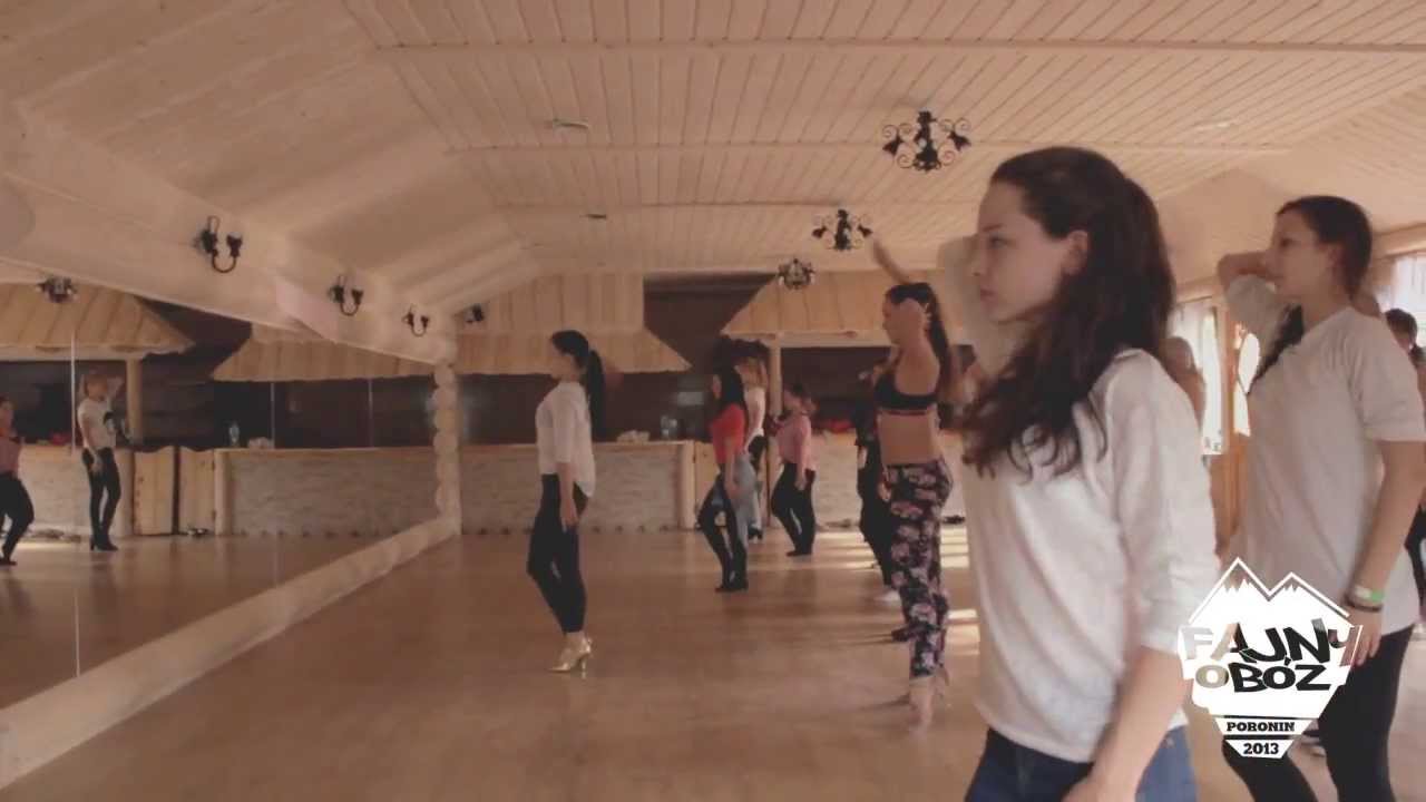 MONIKA | WAACKING | VOGUING | FAJNY OBÓZ 2013 - YouTube