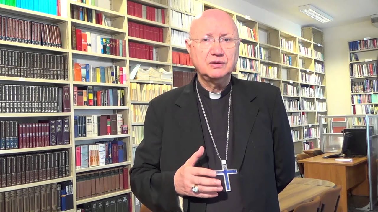 SALUDOS DEL MONSEÑOR CLAUDIO MARÍA CELLI - YouTube