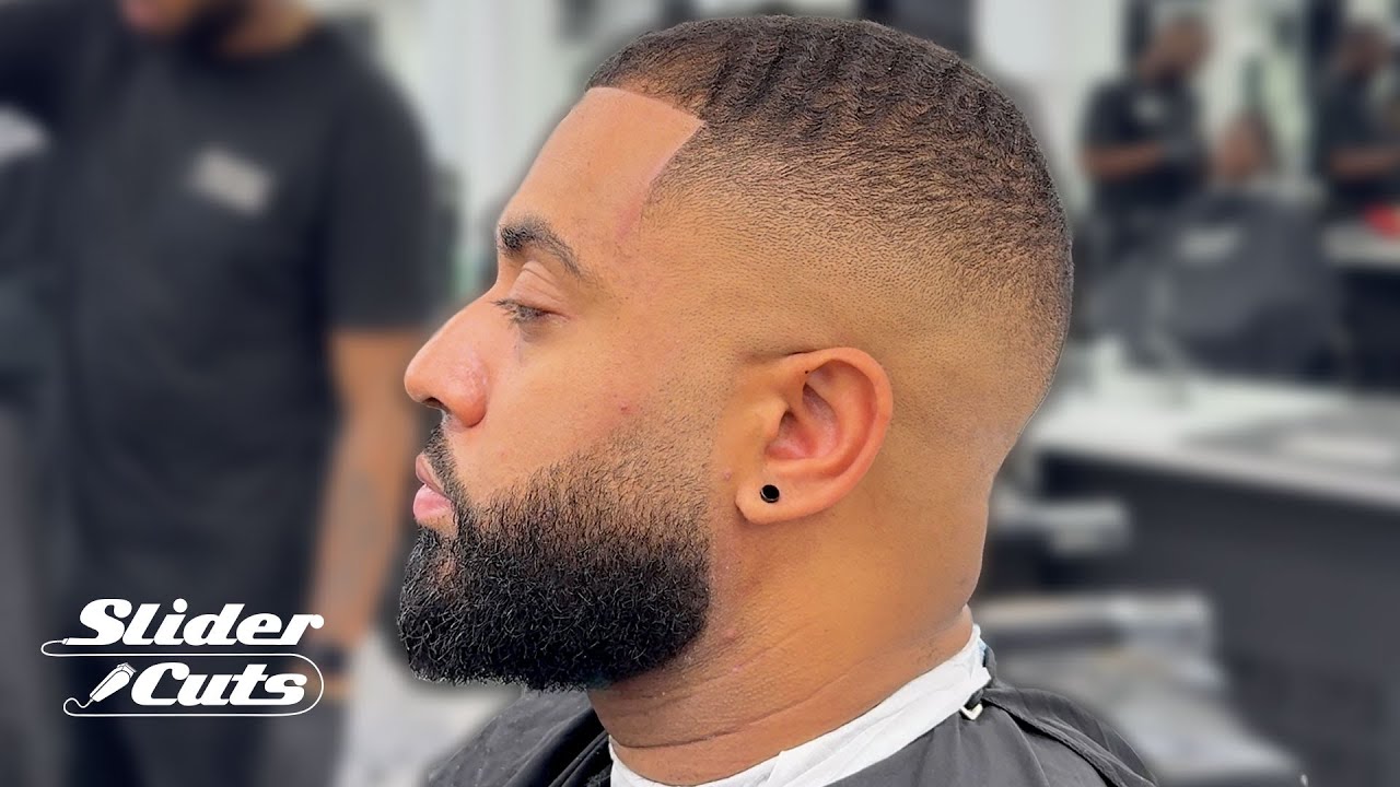 How to do a beard shape up and fade - YouTube