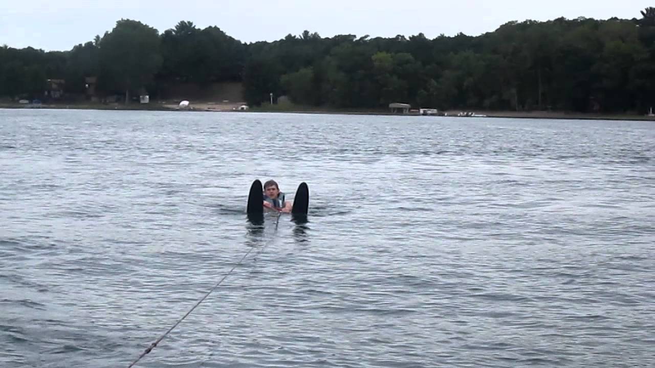 Mason quick waterskiing - YouTube