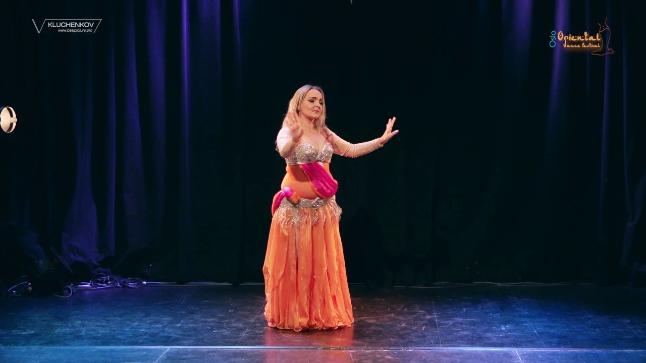 Annah Yamsahharny Raqs Sharqi / Bellydance - OODF Gala Show 2017 - YouTube