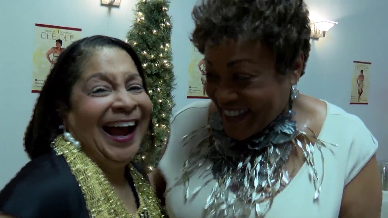 Alveta Ewell Gets The Scoop on A Golden Christmas with Dee-Dee Gee ...