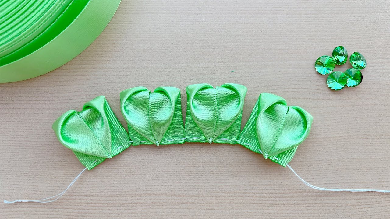 DIY, How to Make Four-Leaf Clover With Satin Ribbon (247) - YouTube
