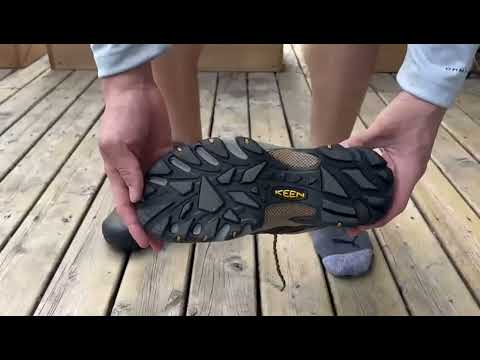 Try On - Keen Voyageur Hiking Shoes