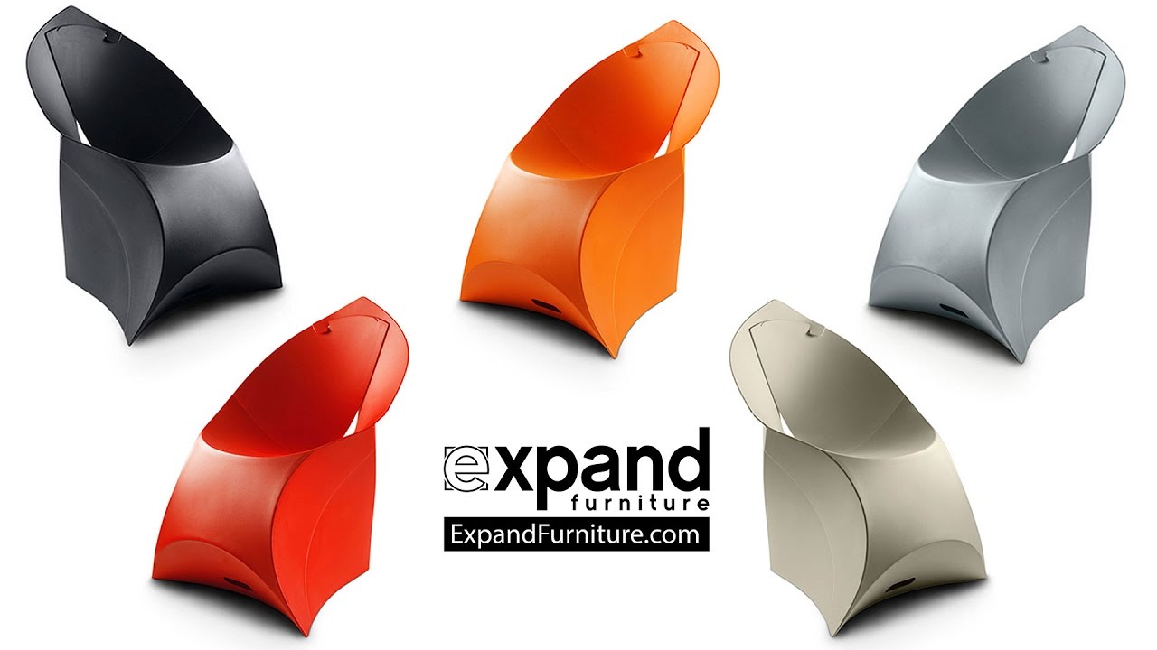 Demonstration of folding flux envelope chair - YouTube