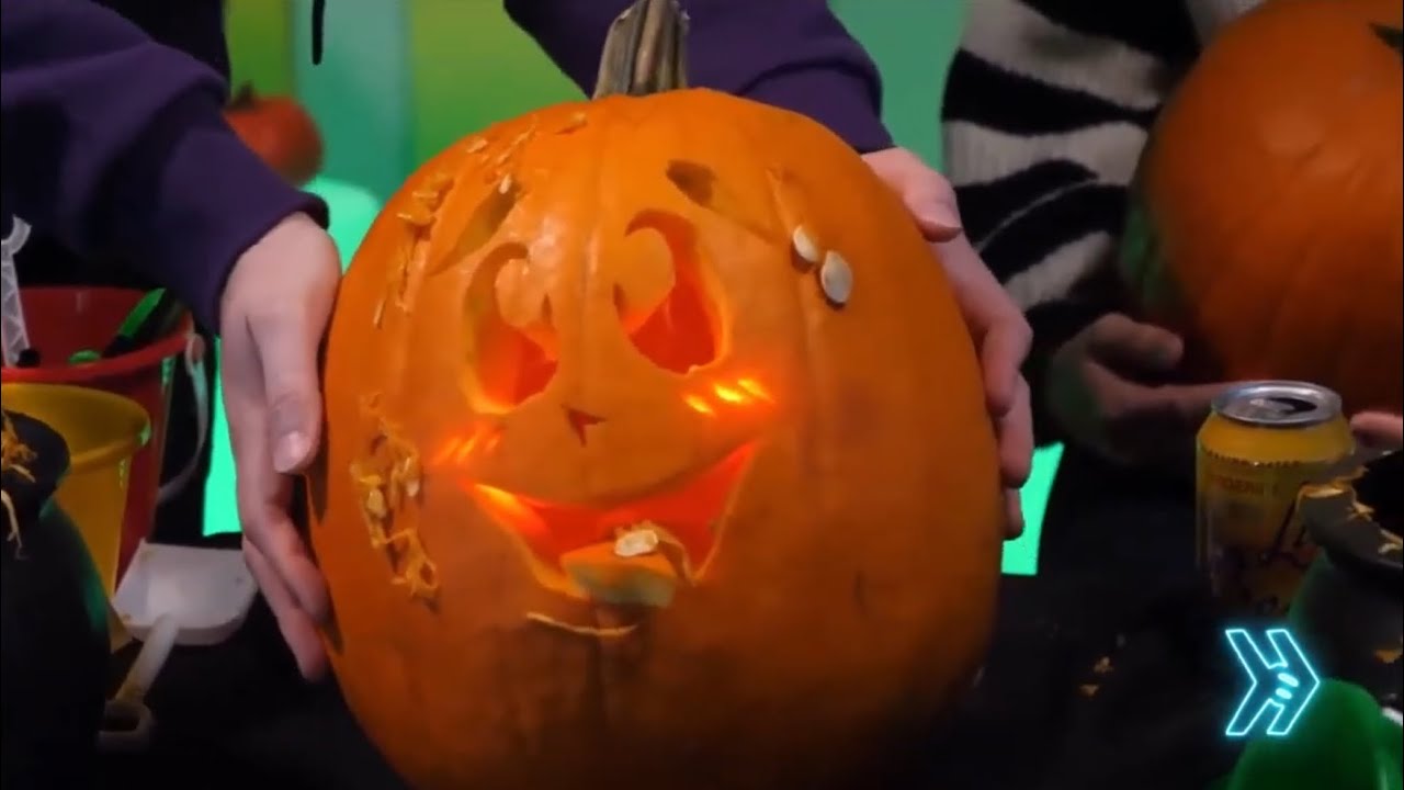 it's pumpkintimes so here's smosh carving pumpkins on stream throughout ...