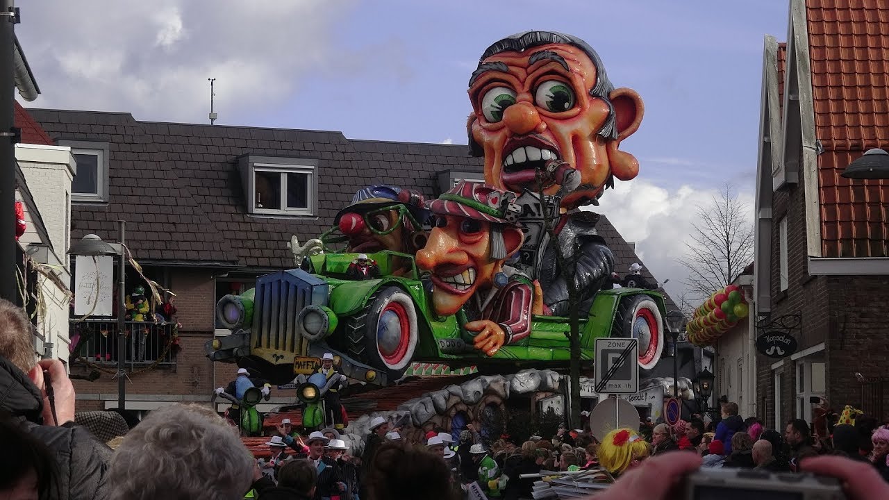 Grote optocht in Boemeldonck (prinsenbeek) 2018 - YouTube