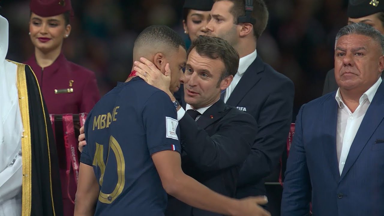 France President Consoling Mbappé Mbappé Crying After Got Defeated vs ...
