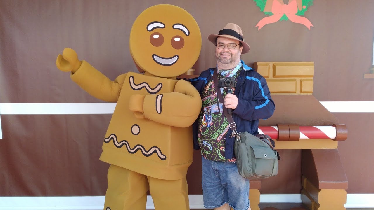 LEGO Gingerbread Man Meet & Greet 2024 LEGOLAND Florida Resort Holidays ...