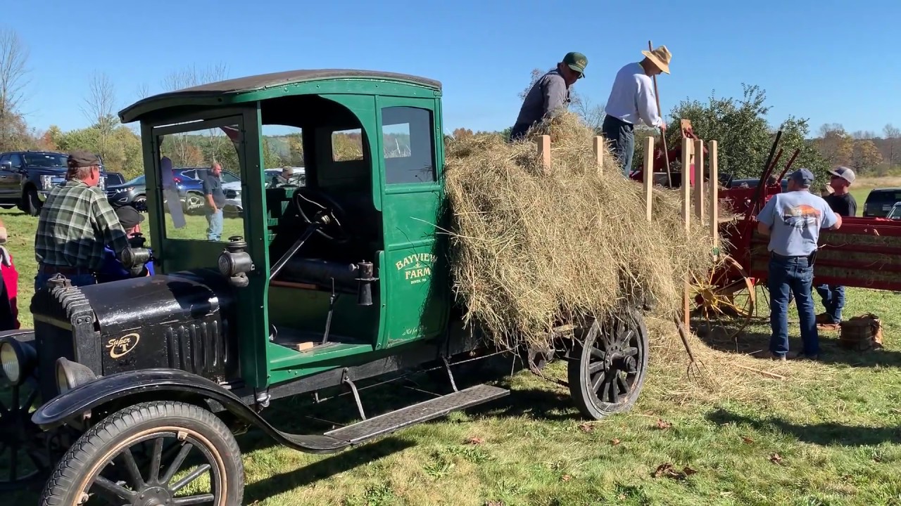 Hay Baling at Bayview Farm 2019 #2 - YouTube