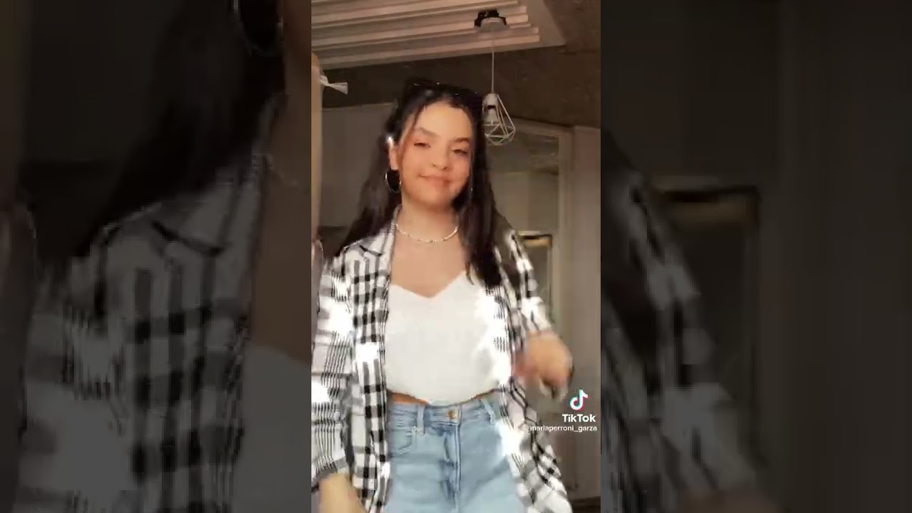 Maria Perroni Garza vía tiktok #VencerLaAusencia - YouTube