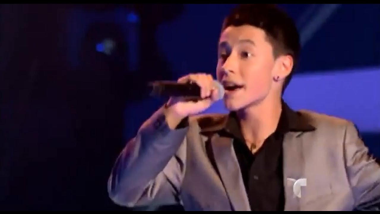 Ryan canta “Manos pa arriba” en “La Voz Kids” - YouTube