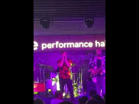 İlyas Yalçıntaş - Kirli Kadeh (Konser)