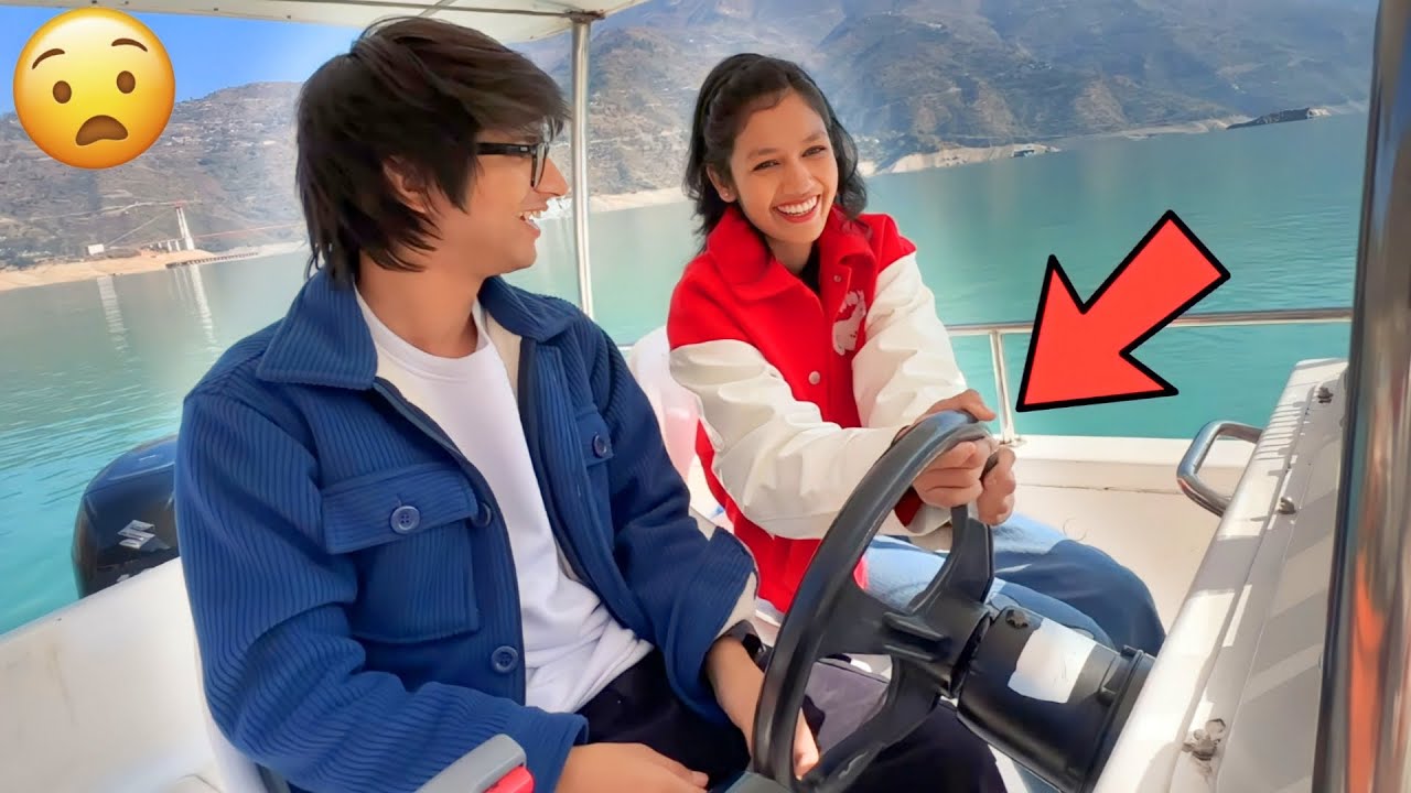 Boat Out Of Control Hogai || Sourav Joshi Vlogs 😲😲 - YouTube