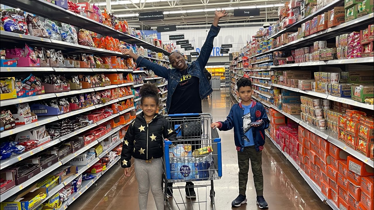 OUR First EVER ROAD TRIP GROCERY RUN - YouTube