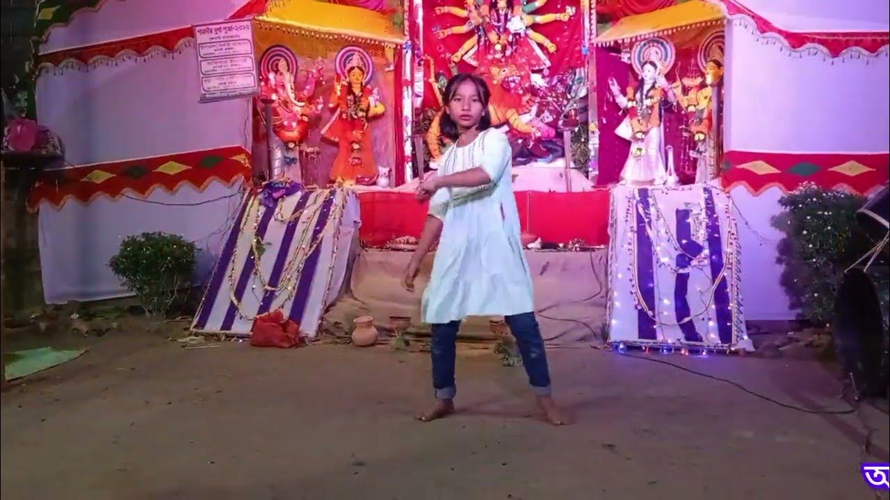 ম্যাডাম নাচে দোলে কোমর / Medam Nache / Bangla New Song / Rajbongshi Song 2024 - YouTube