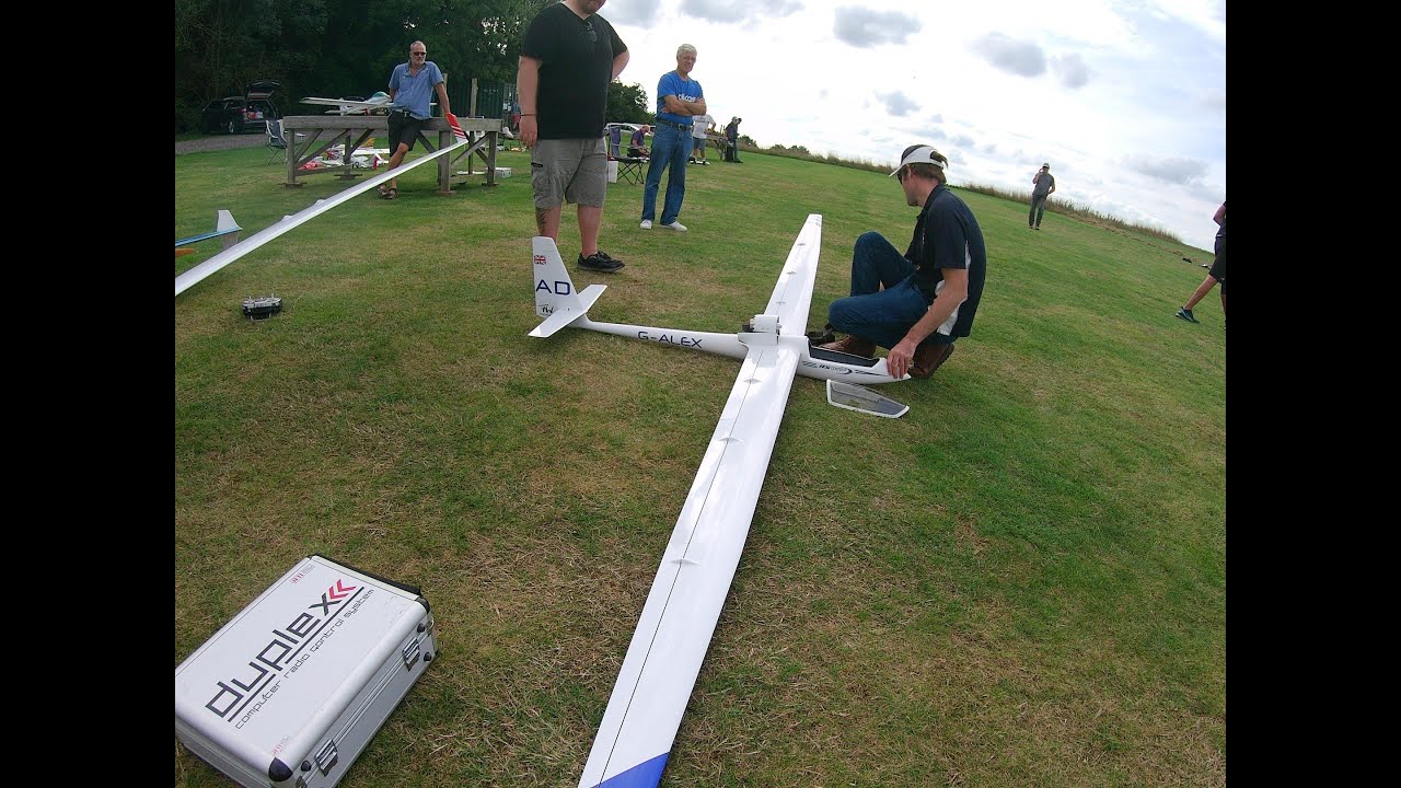 2022 09 Alex's glider...rather cool - YouTube