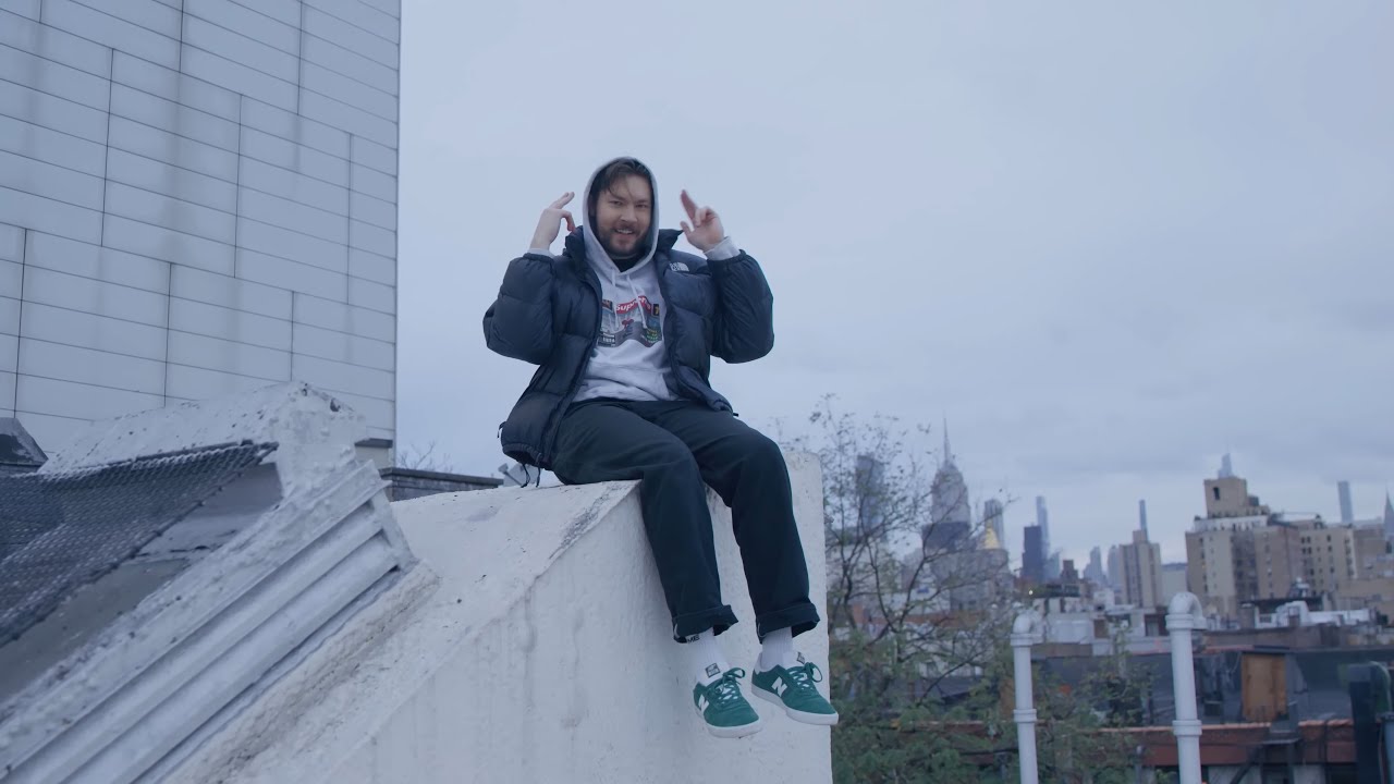 Jakey - LIKE TOTALLY FREAK ME OUT (Music Video) - YouTube