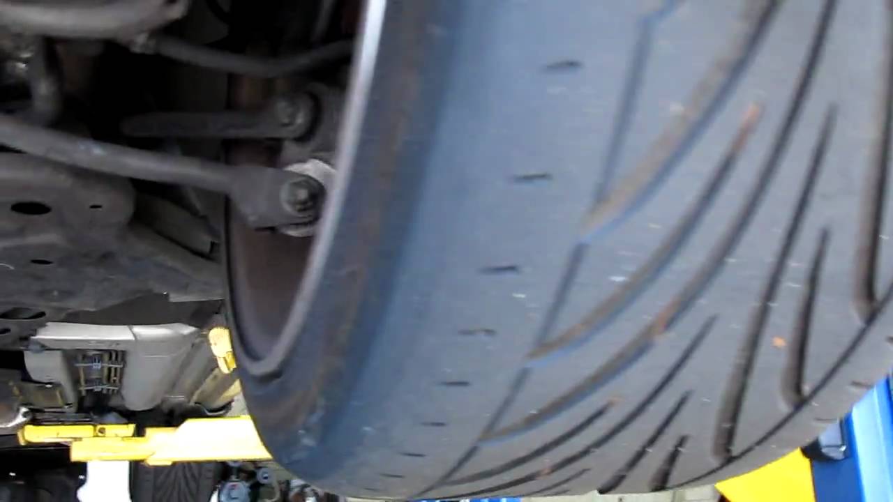 Nissan 350Z - Rear Camber Wear - YouTube