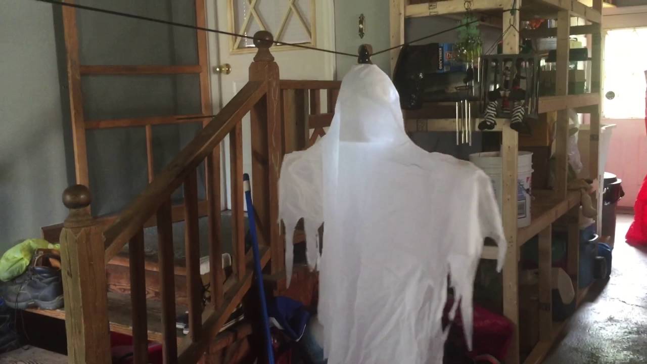 Reveal Flying Ghost - YouTube