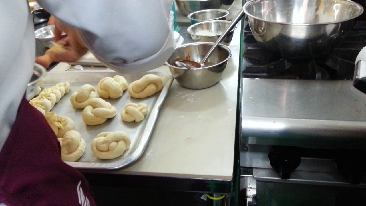 Bun/bread class(1) - YouTube