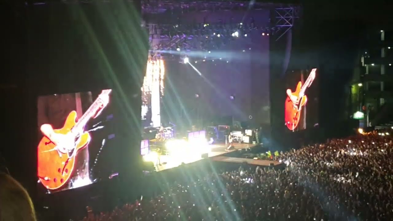 Green Day - 21 Guns (Argentina 2022) - YouTube