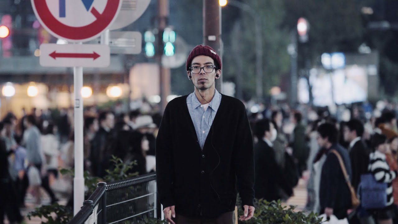 The Room / TSUTCHIE feat. 前里慎太郎 a.k.a. IC - YouTube