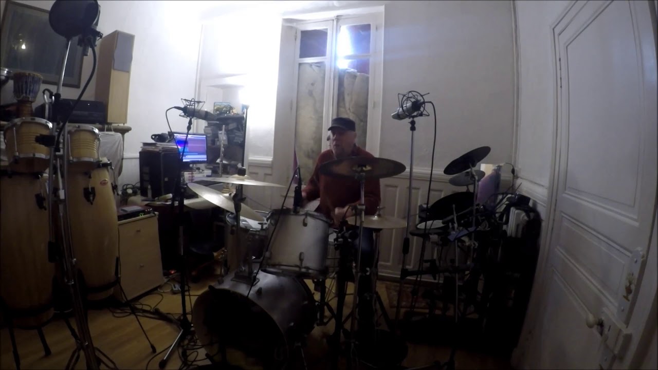 Drum solo - Ensnared - Tim Bragg (Christmas 2017) - YouTube