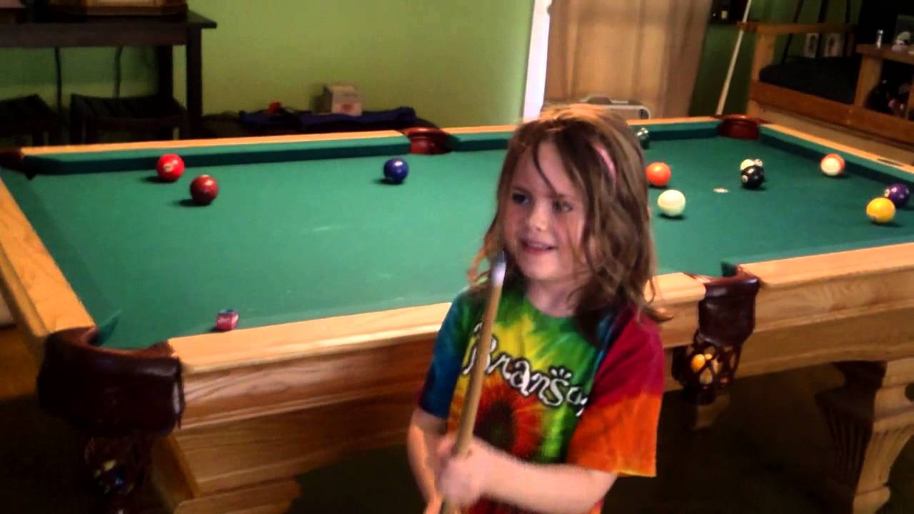 5 yr old billiards pool trick shot queen 1252009 - YouTube