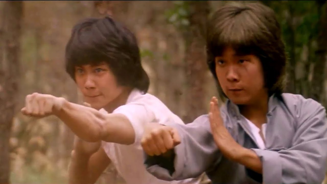 Mang Hoi and Meng Yuen-man in The Hell's Wind Staff (1979) - YouTube