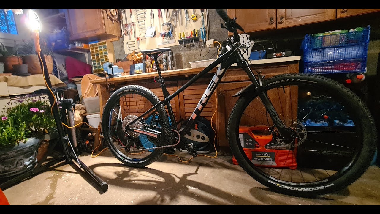 Dream Build Trek Roscoe "2023" - YouTube