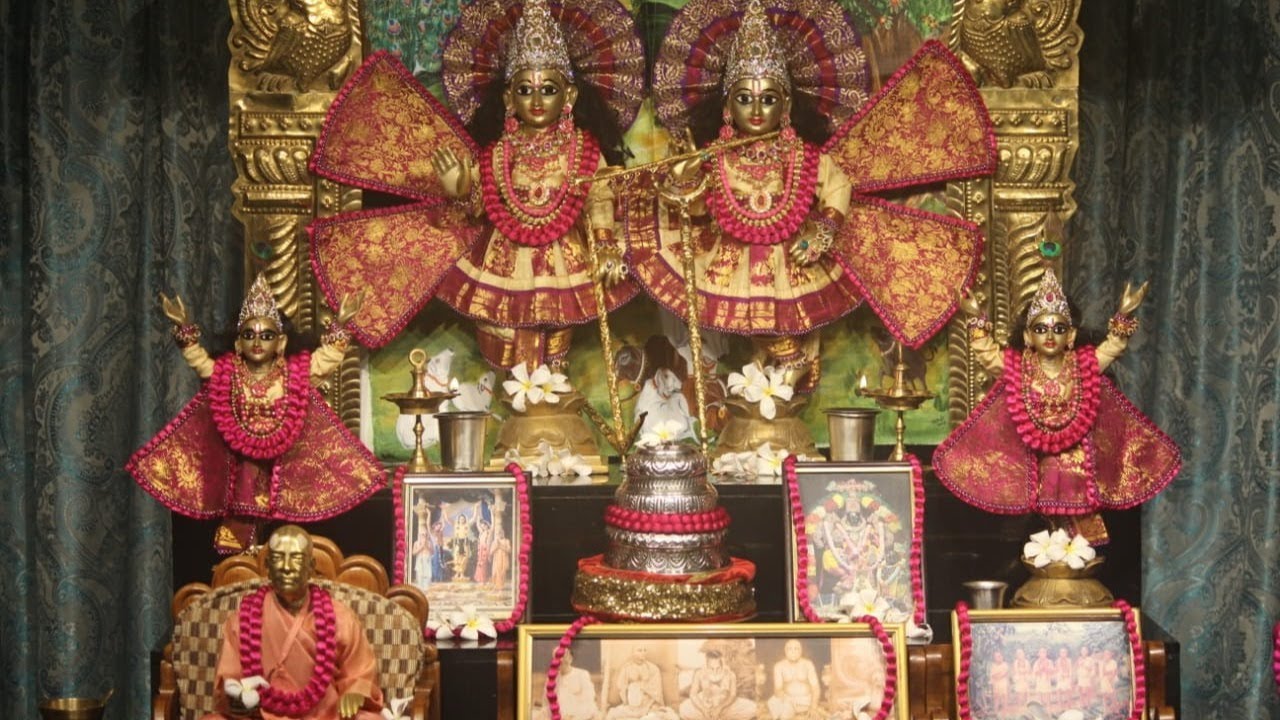 Live Darshan - YouTube
