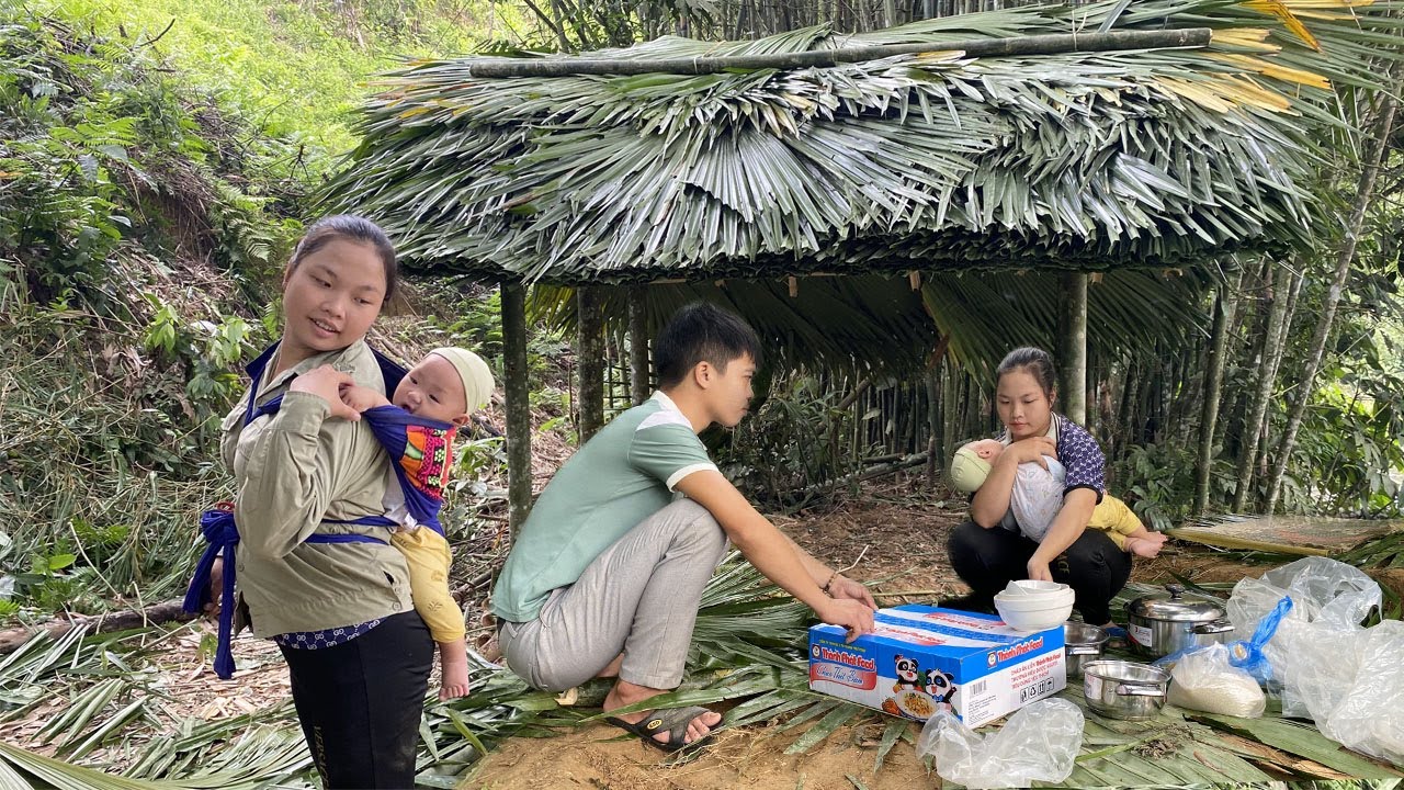 The kind engineer bought pots and bowls for single mother - Poor single ...