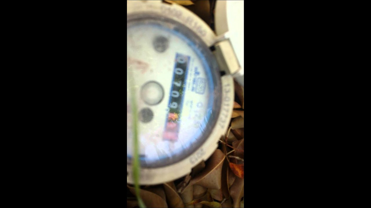 More air running the water meter, NWC Jamaica - YouTube