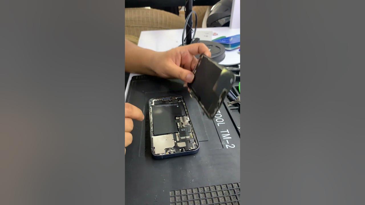 Ip 13 pro max layar Greenscreen done #smartphone #fypyoutube #iphone #servishandphone #beranda ...