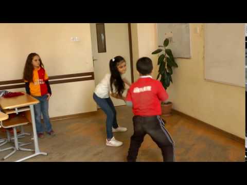 Allahim.... Galatasaraylı cocukda bu ne cesaret, nasıl yapti bunu (Roshan Azizov öğrencileri)