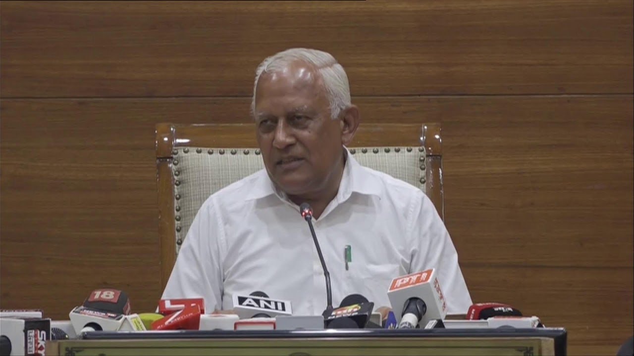 [Live] Cabinet Minister Barinder Kumar Goyal interacting with ...