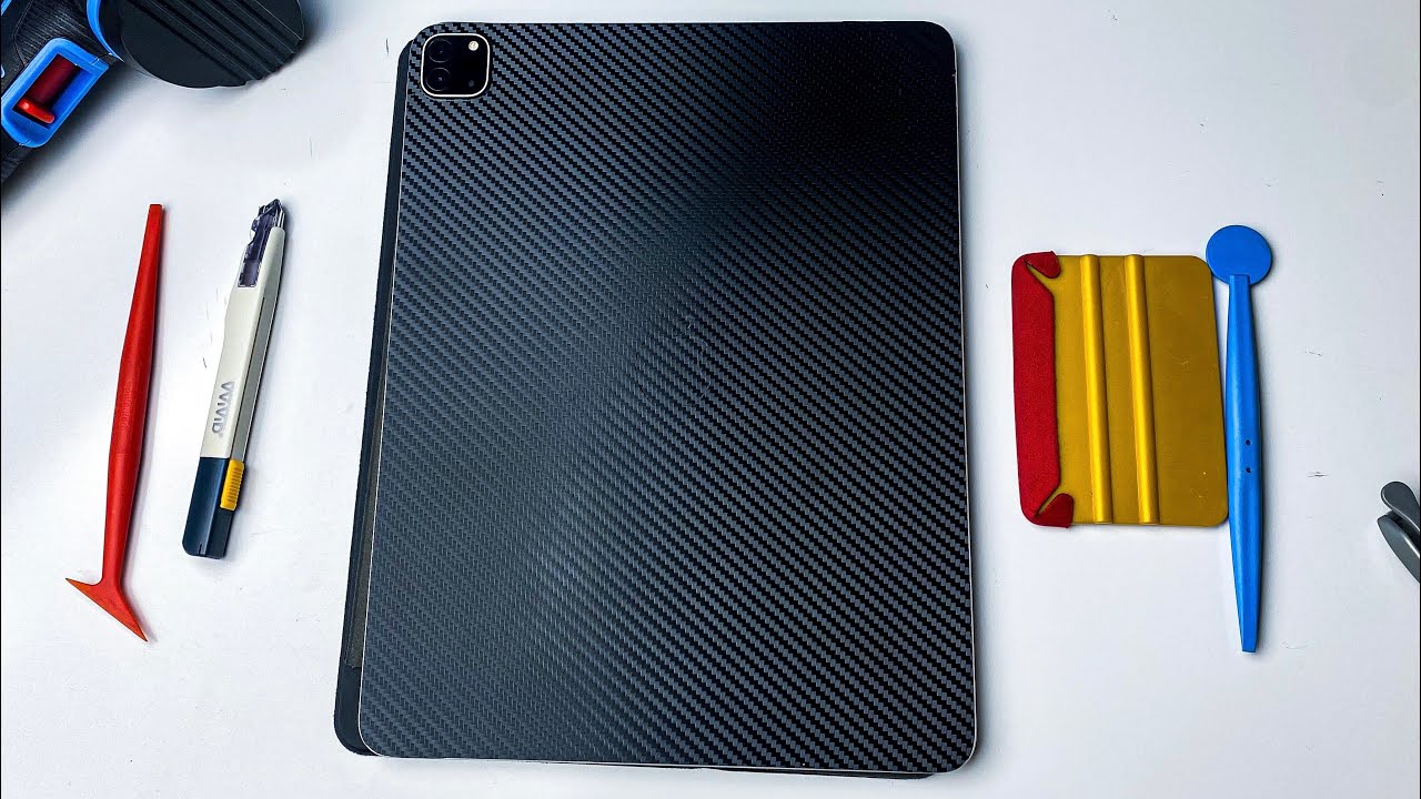 Wrapping IPad Pro in Dry Carbon Fiber Vinyl Wrap -How To - YouTube