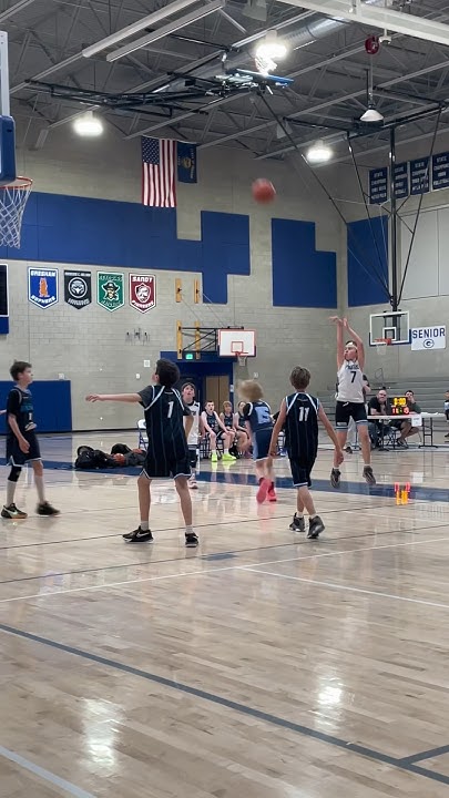 (Almost)Two buzzer beaters in the same day#basketball #shorts - YouTube