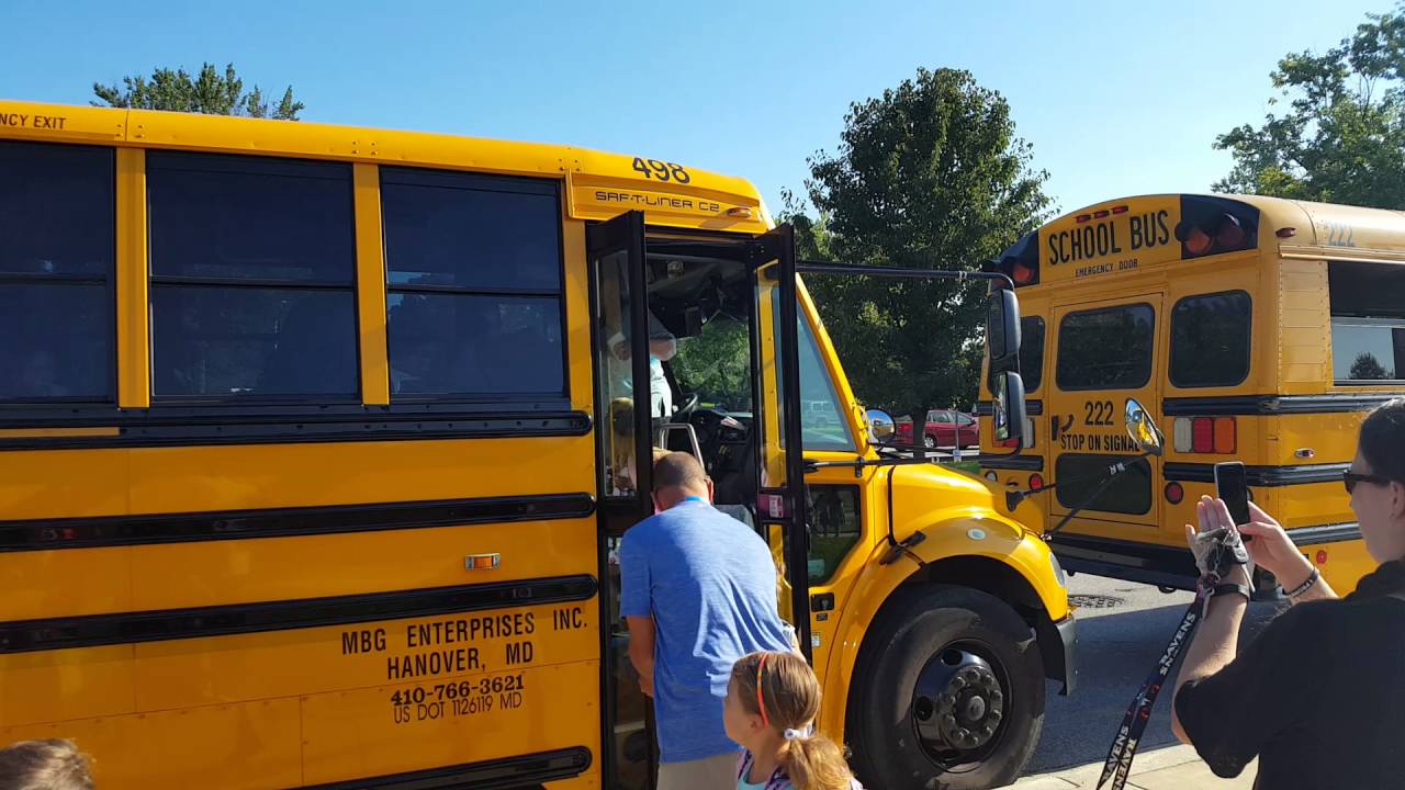 Ava Gilman First Day Of School Kindergarten 2016 - YouTube