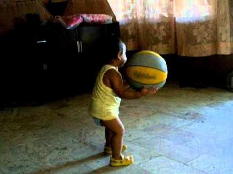 1 year old baby dribbling while dancing - YouTube