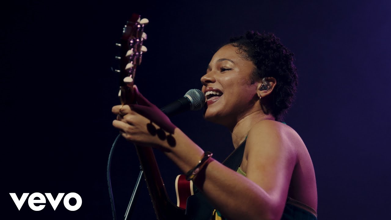 Nectar Woode - Only Happen (Live At Village Underground) - YouTube