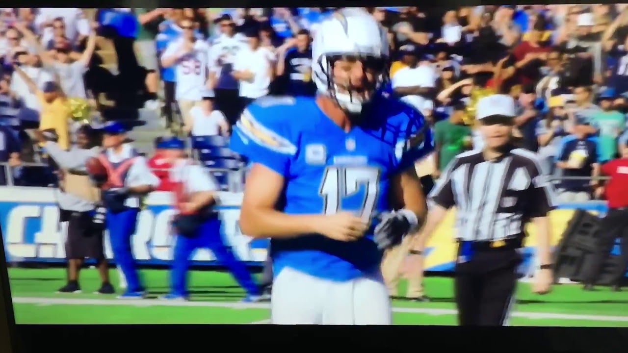 Phillip Rivers on his throwing motion - YouTube