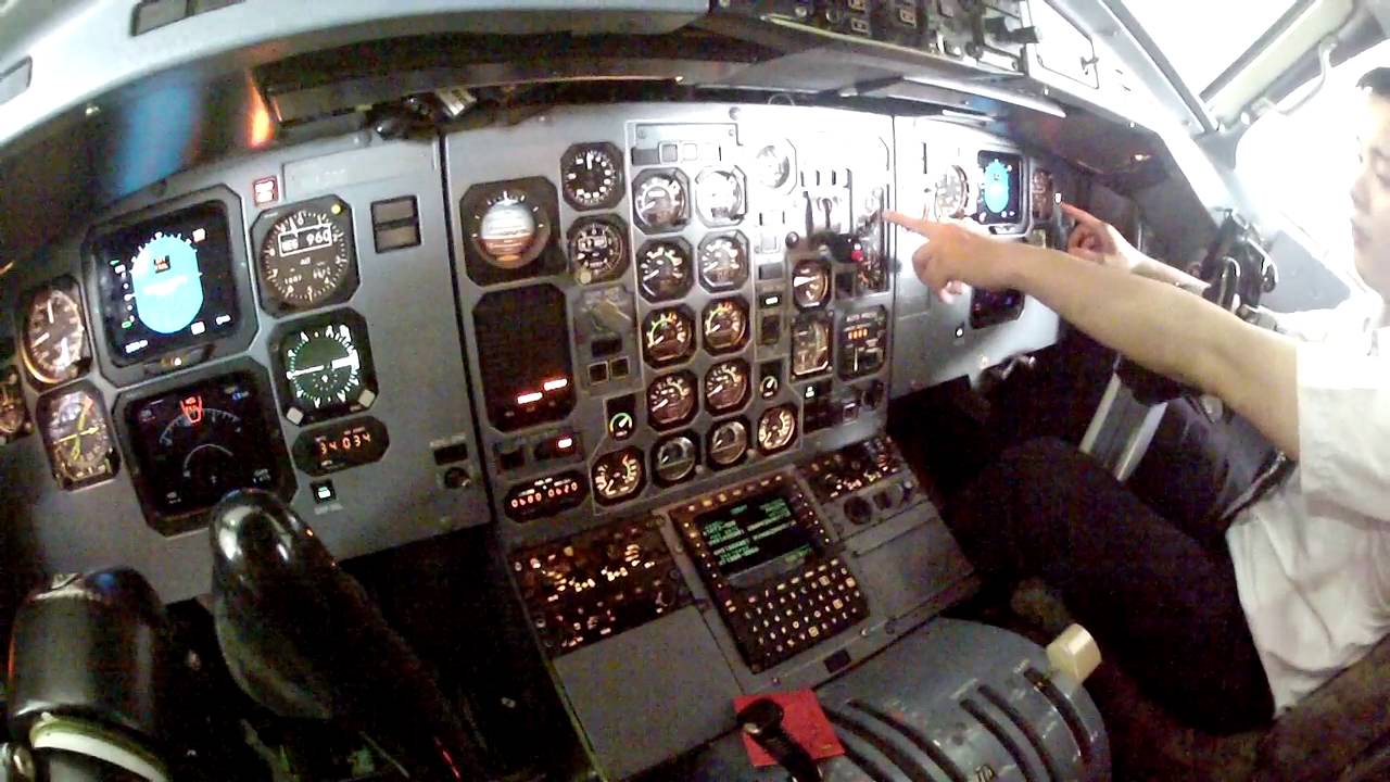 ATR 72 cockpit - YouTube