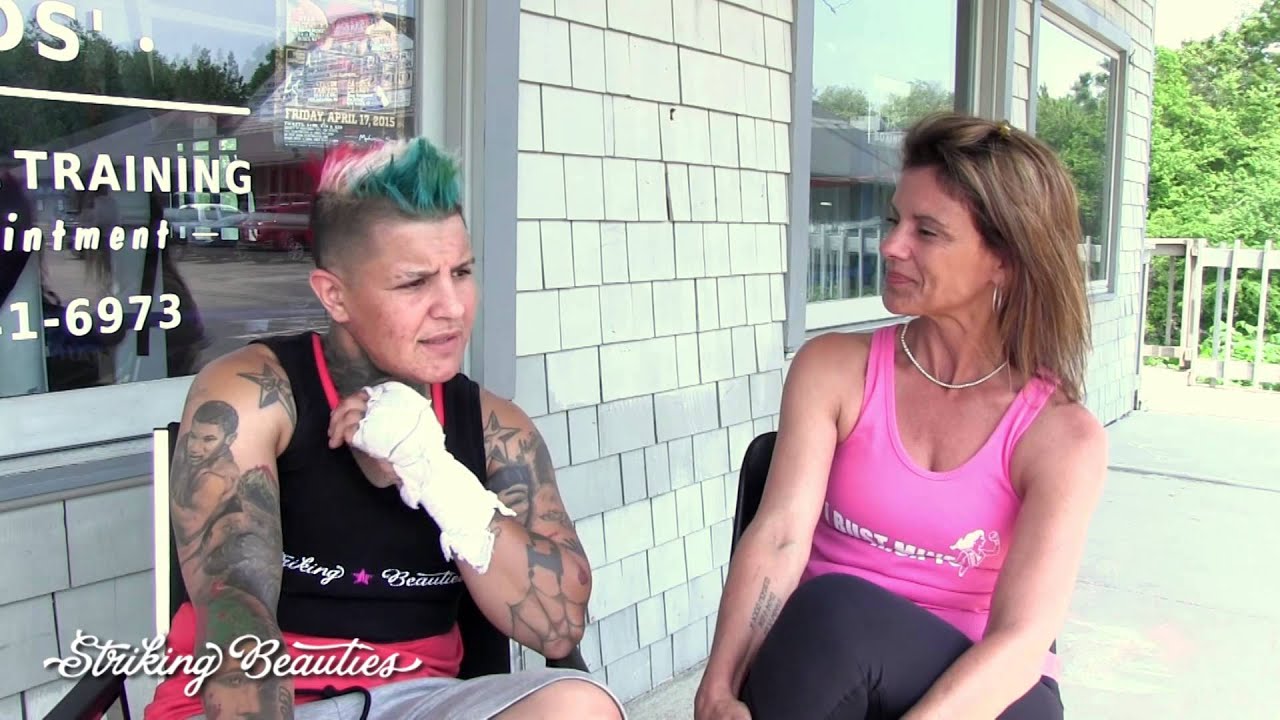 Shelly Vincent - female boxing trainer - YouTube